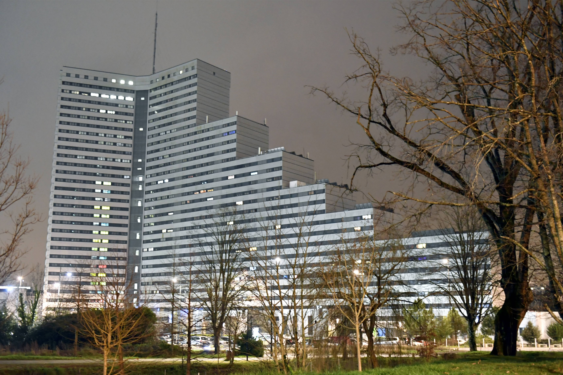 L’un des plus grands immeubles HLM de France raccordé au réseau Novaé ...